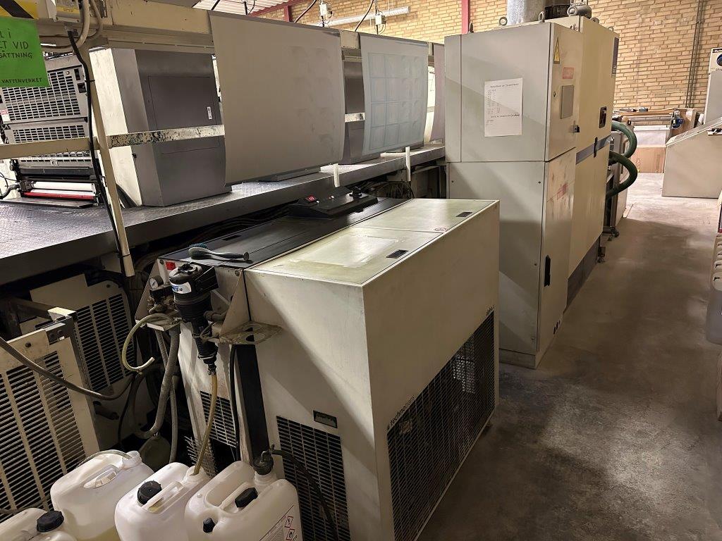 Mitsubishi 3FR-8 (2000)