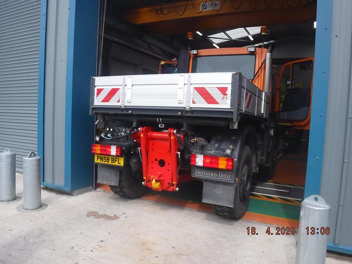 New UNIMOG UGN PICK UP HITCH for Sale in Ingleton, United Kingdom