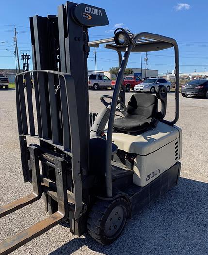 Forklifts for sale at North Texas Equipment Services, LLC
