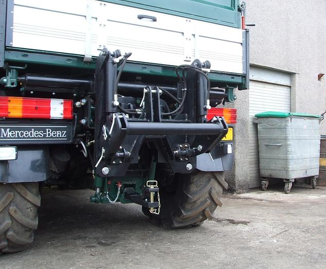 New UNIMOG UGN PICK UP HITCH for Sale in Ingleton, United Kingdom