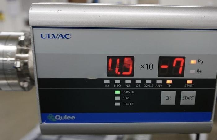 Used ULVAC Qulee Residual Gas Analyzer CGM-051 Range 0-50amu for Sa...