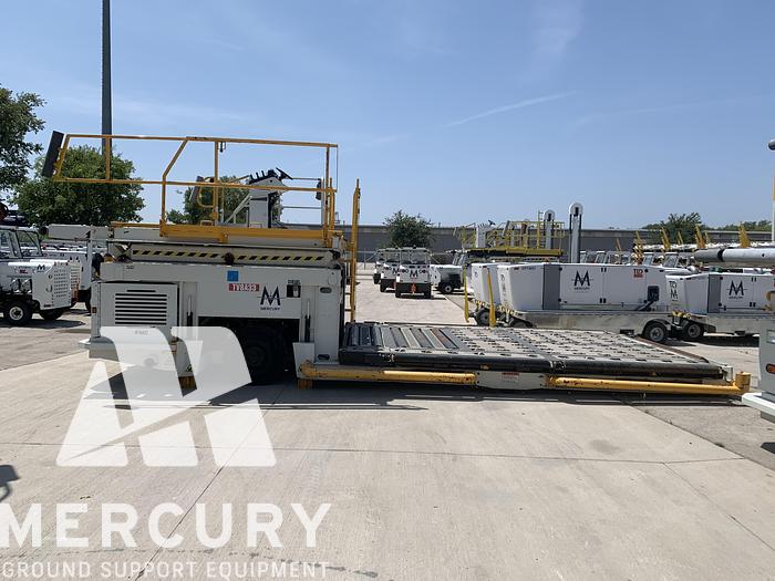 Used 1998 FMC Commander 15u Universal Cargo Loader for Sale at Merc...