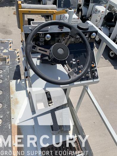 Used 1998 FMC Commander 15u Universal Cargo Loader for Sale at Merc...