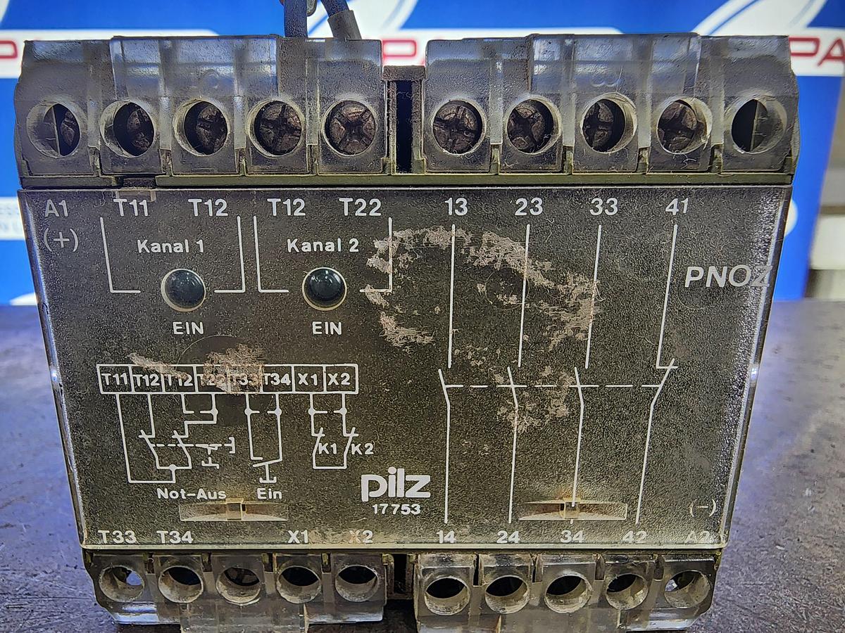 Used Pilz PNOZ 474695 Safety Relay for Sale at Midwest Press and ...