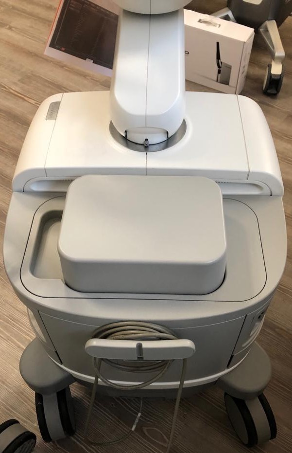 Gebraucht Philips EPIQ 7C Ultraschallgerät mit 3 Sonden zum Verkauf in ...