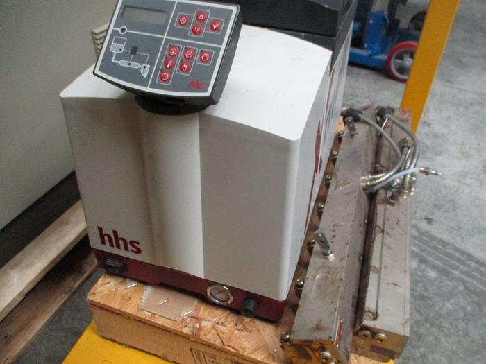 D'occasion X MELT HHS à vendre à Paris, France