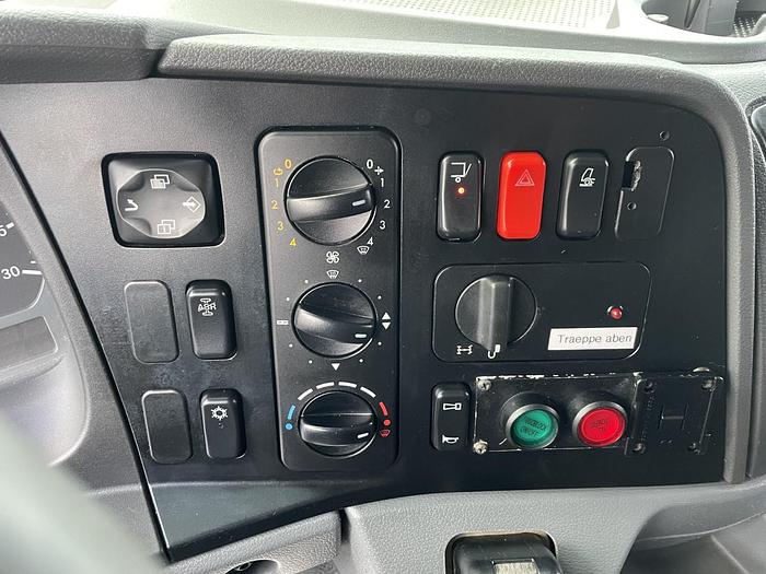 God Mercedes Axor 1824 4x2 Euro 5 til salg på Padborg, Danmark