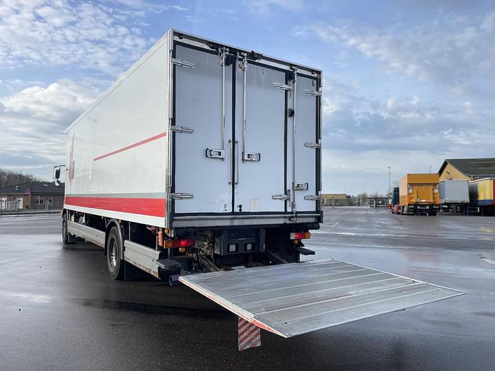 God Mercedes Axor 1824 4x2 Euro 5 til salg på Padborg, Danmark