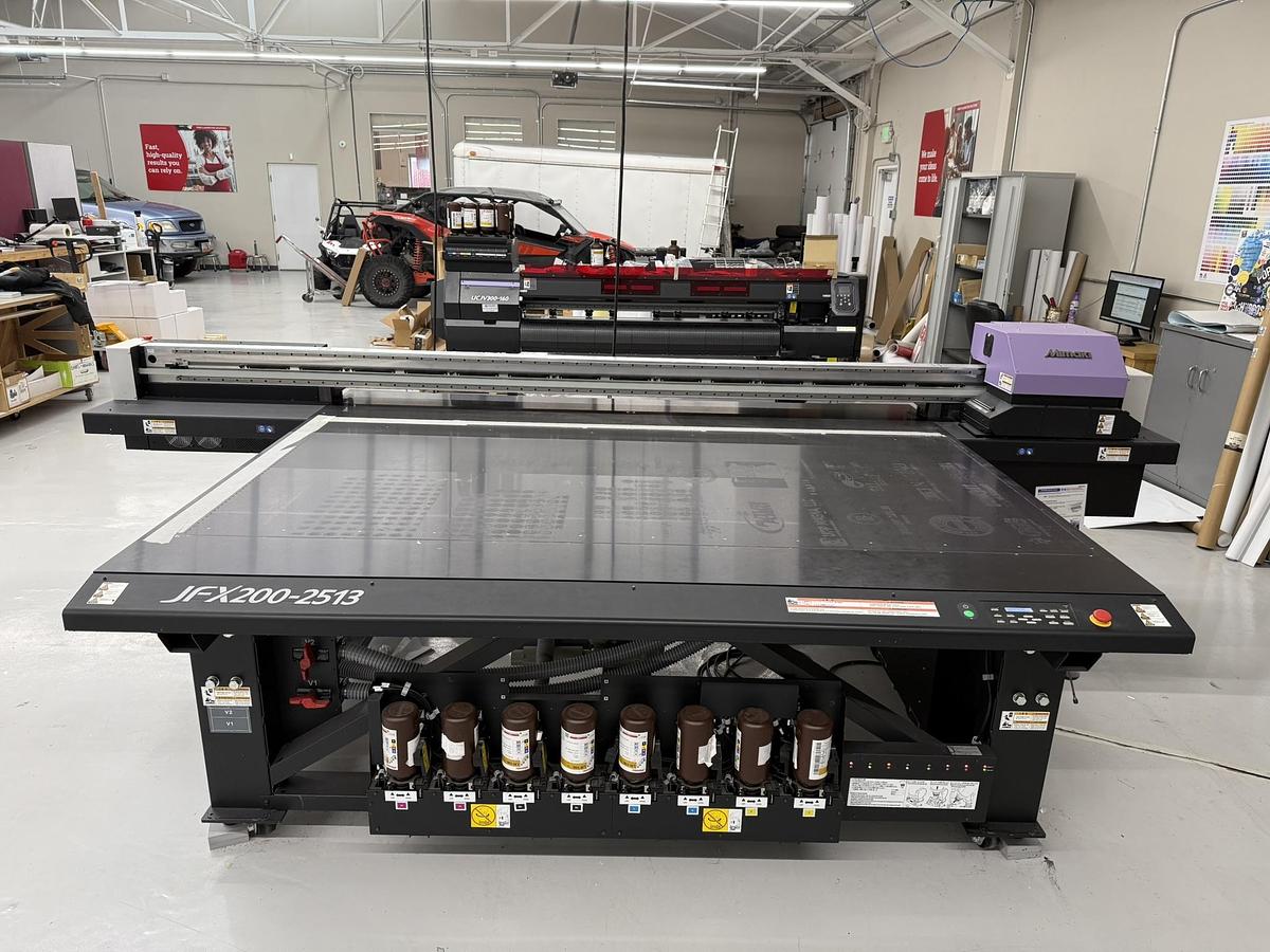 Used 2021 Mimaki JFX200-2513 for Sale in UT, USA