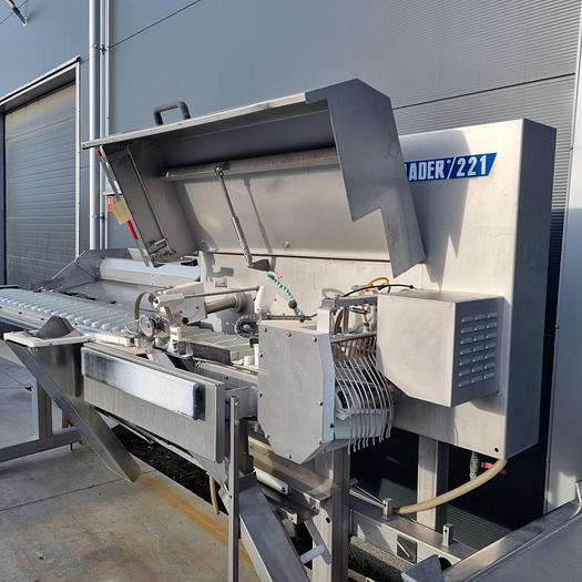 Fish thawing, chilling, portioning, filleting, pelagic fish, salmon, cod