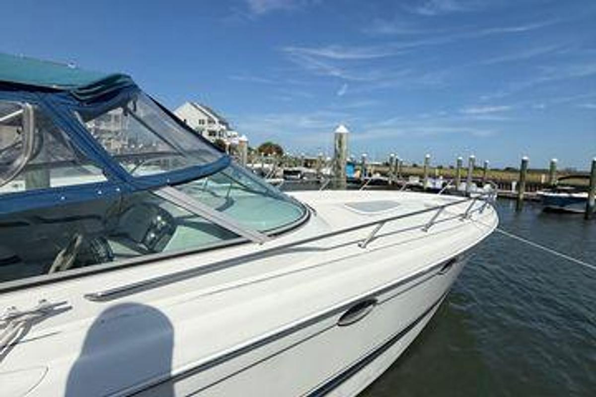 Used 1999 Formula 400 Super Sport | 40ft for Sale at Jersey Cape Ya...