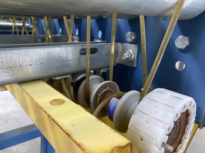 Versa Lineshaft 90° Roller Conveyor