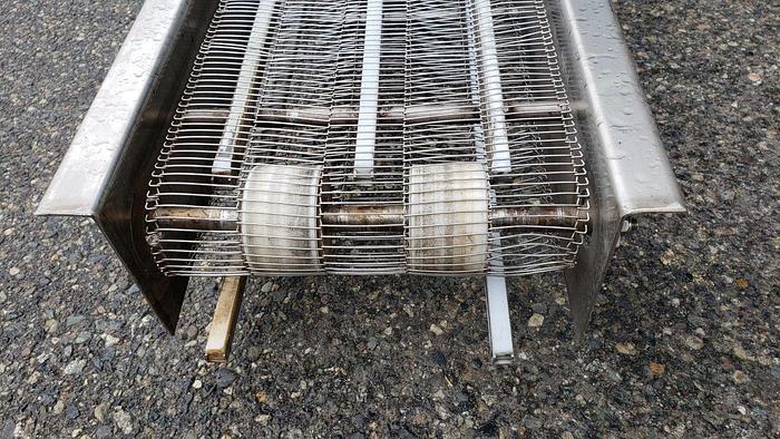 Incline Wire Conveyor