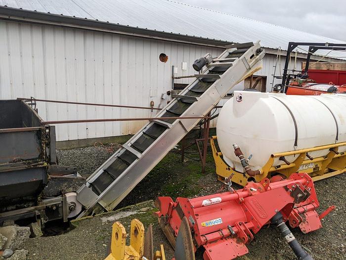 Produce Elevator with Bin
