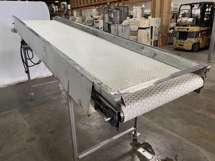 Crescent-Top Incline Conveyor