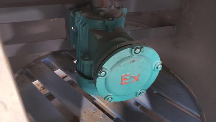 Used DZJX Round 3-Deck Vibratory Sifter Separator for Sale at Steep ...