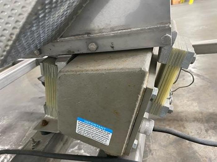 Used Syntron BF-2-B Vibratory Grading Feeder for Sale at Steep Hill ...