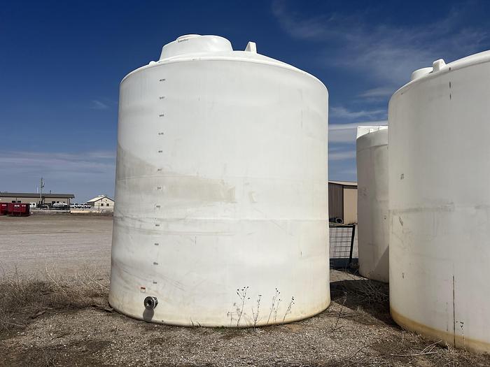 Used 20,000 Gallon Poly Tank for Sale at Steep Hill Equipment Solutions