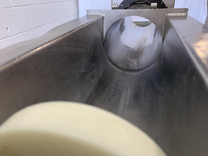 Pneumatic Meat Netting Machine