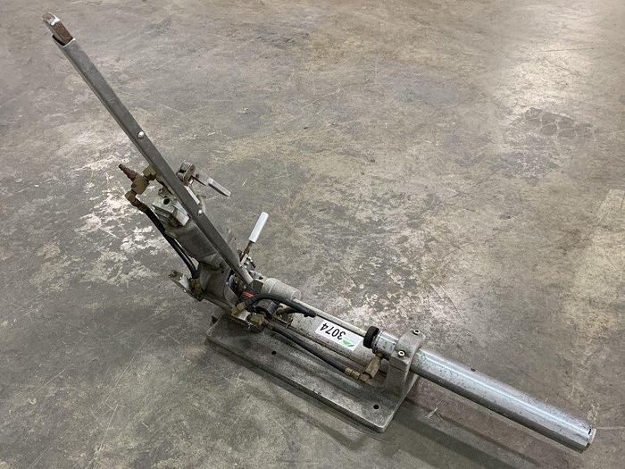 Used Pneumatic Ham Roll Stretch Clipper for Sale at Steep Hill ...