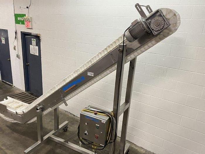 WeighPack Smart Inclined Infeed Conveyor