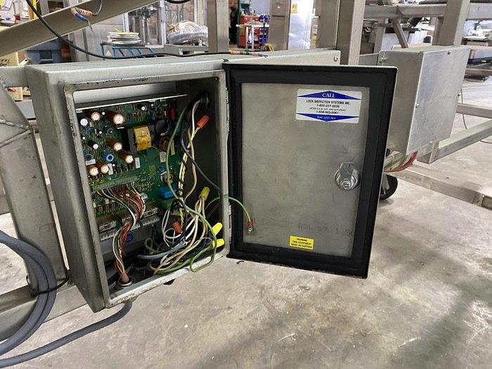 Incline Conveyor With Metal Detector & Scales