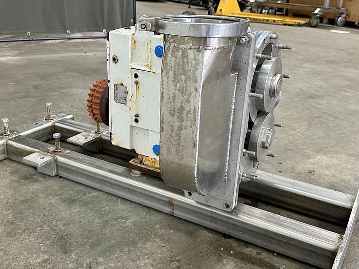 Used Wright Flow 2240 Rotary Lobe Pump for Sale at Steep Hill Equipment ...