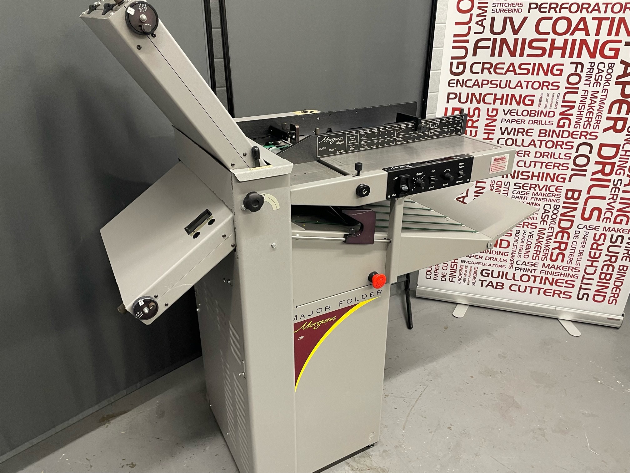 Morgana Major Folder - Glendale Presentation Solutions