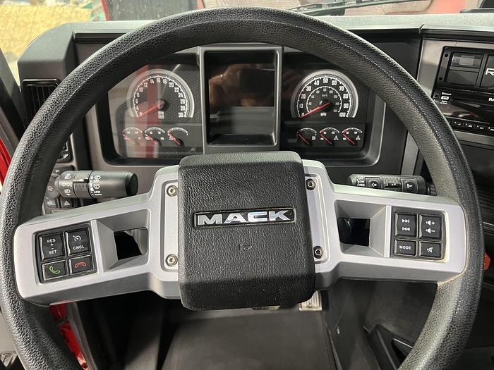 Used Sold 2019 Mack Anthem at Finley Truck Sales