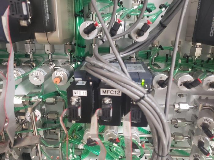 Used 1996 Applied Materials 5200 Centura Dry Etch Cluster Tool for ...