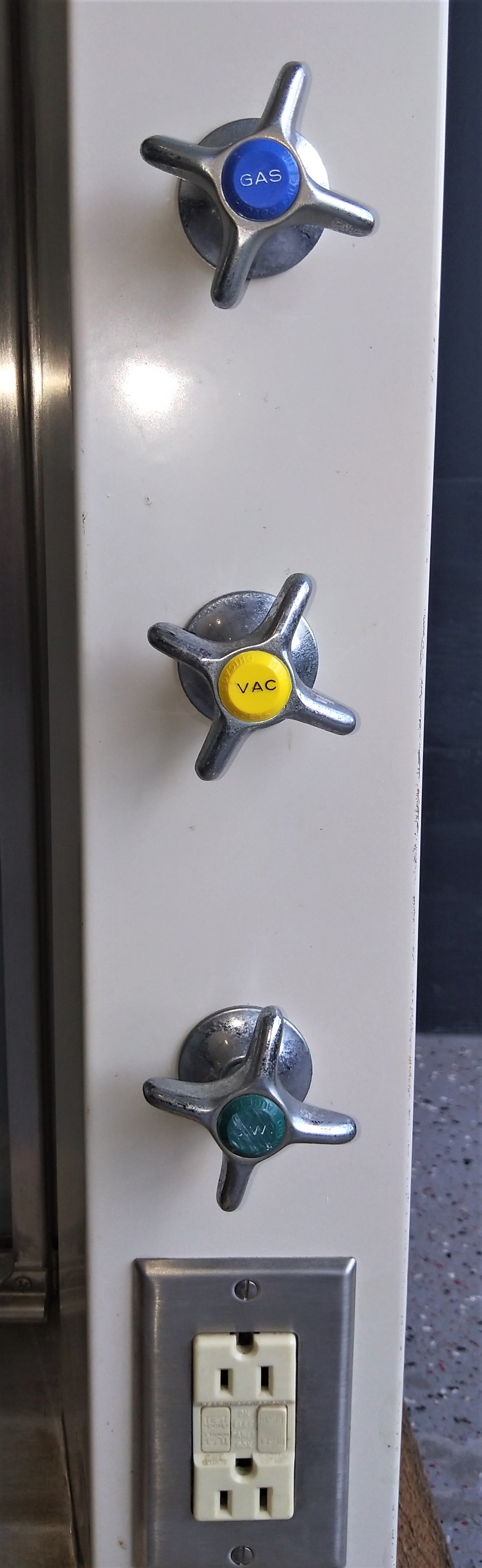 Used Custom 5-Ft Fume Hood with Multi-Pane Sash Opening for Sale at ...