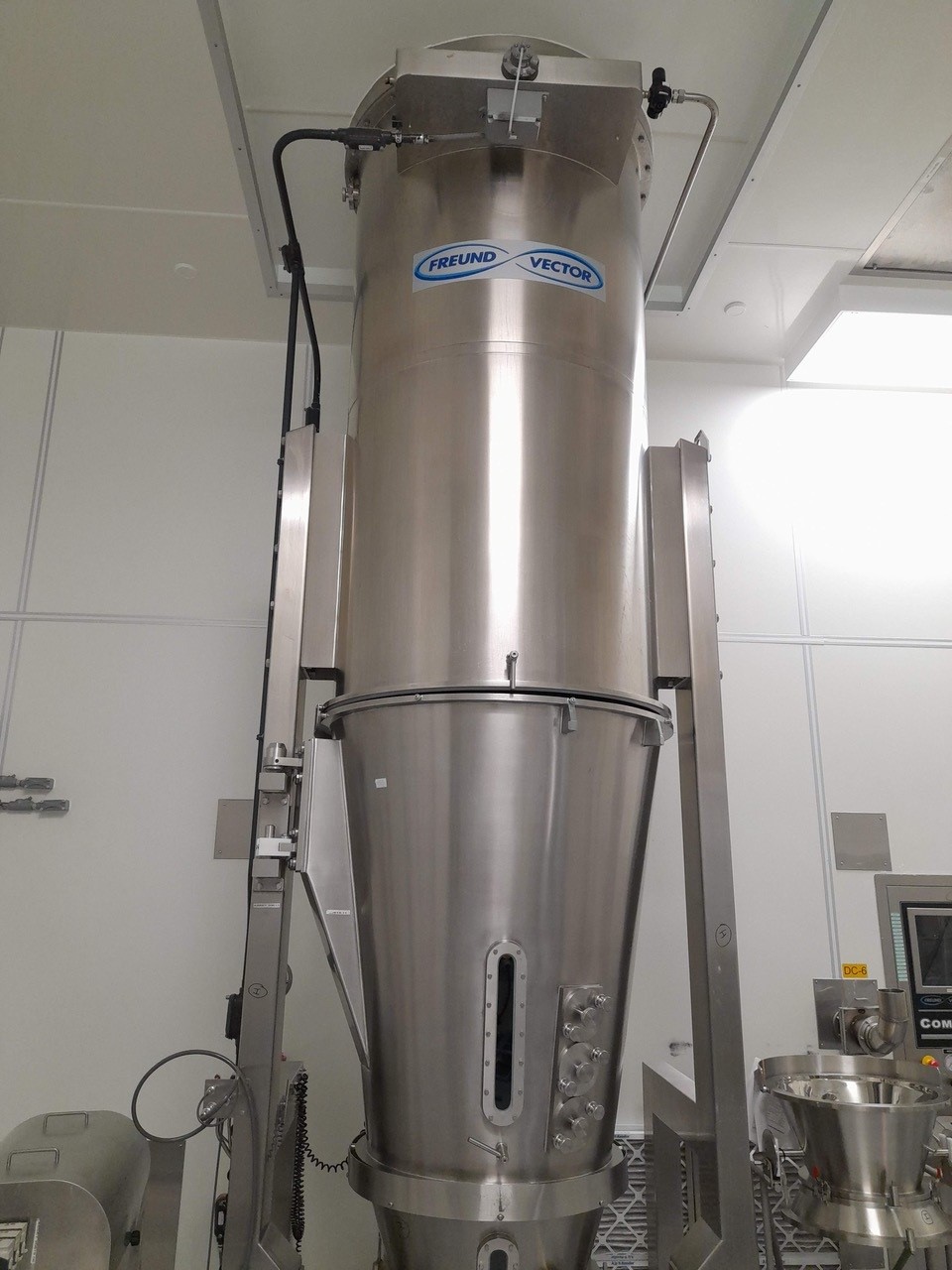 Used FREUND VECTOR - Fluid Bed Dryer - VCF30 M for Sale at MLTC-Europe