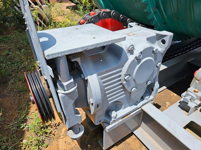 Used MALVERN ENGINEERING WEMCO DRUM WITH BASE AND GEARBOX (SCRUBBER ...