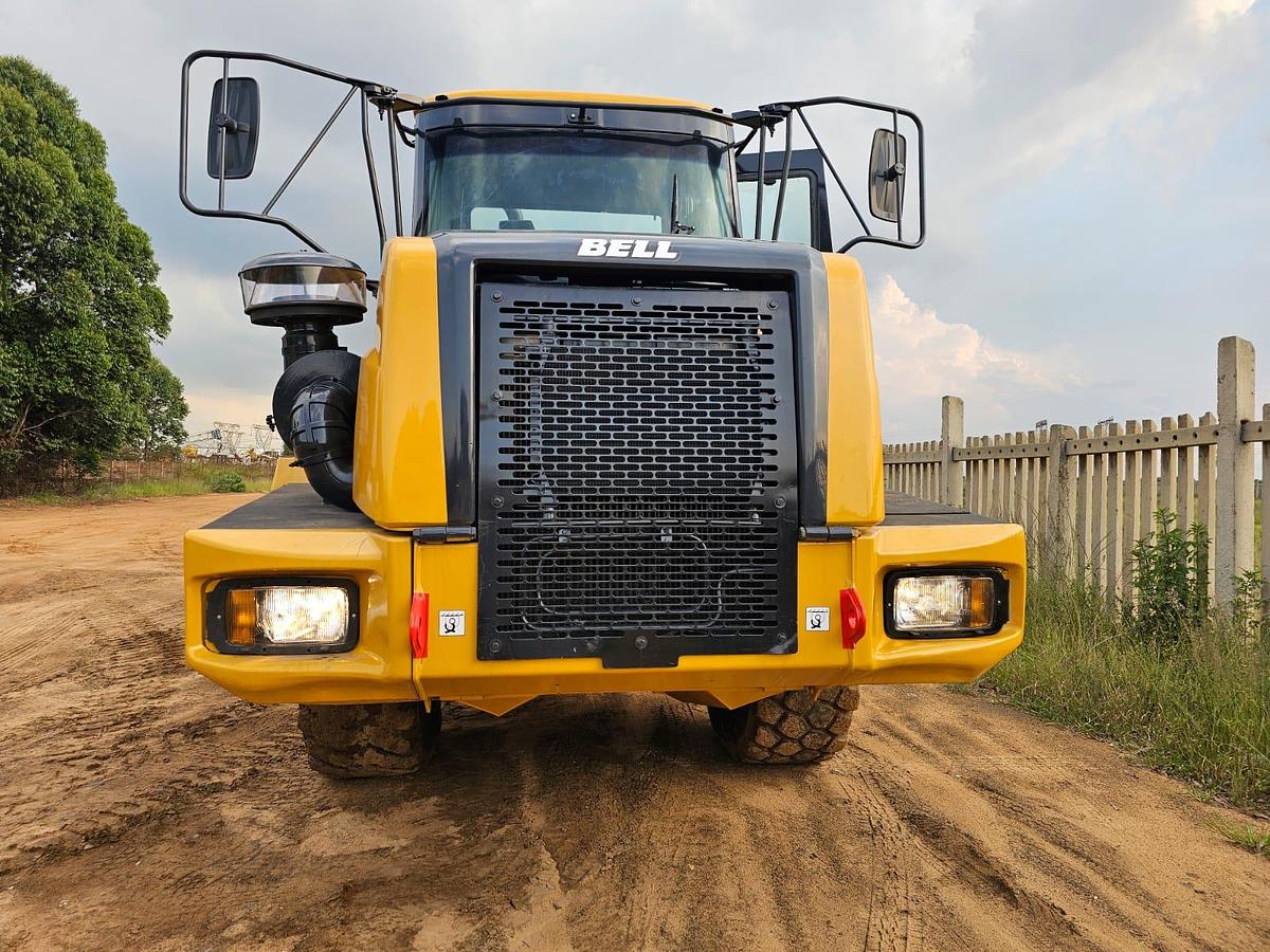 Used BELL B18D ARTICULATED DUMP TRUCK - OPERATIONAL for Sale in ...