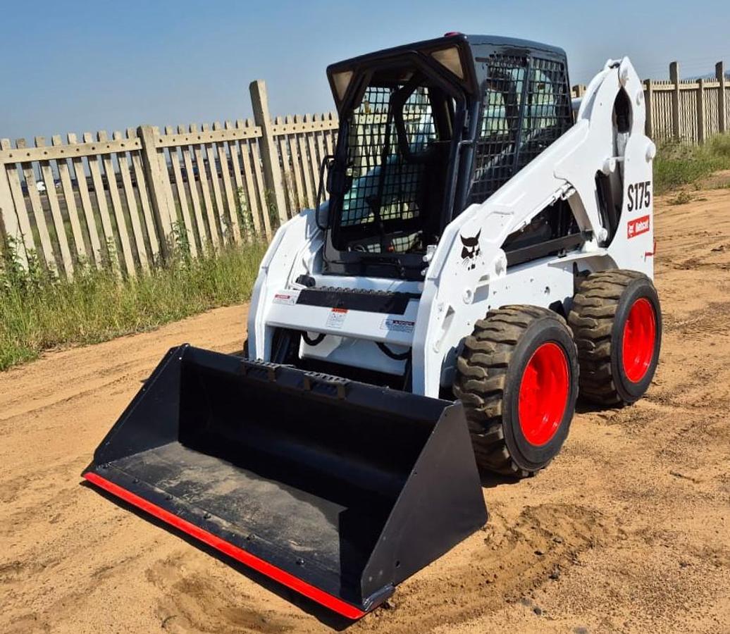 Used BOBCAT S175 COMPACT SKID STEER (RUNNER) (BATTERIES NOT INCLUDED ...