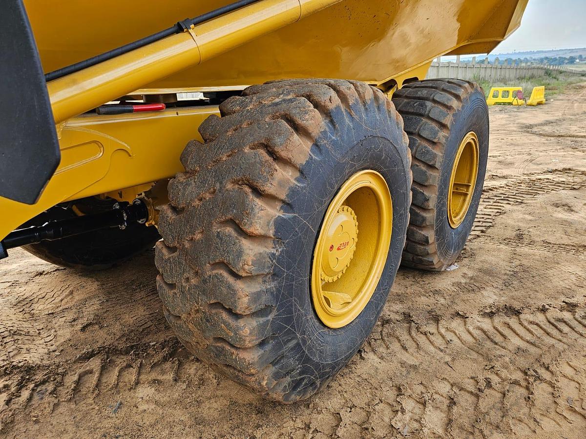 Used BELL B18D ARTICULATED DUMP TRUCK - OPERATIONAL for Sale in ...