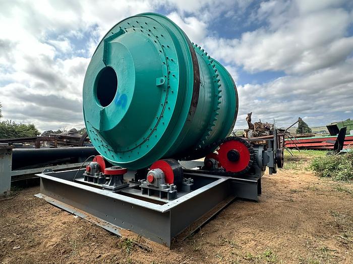 Used MALVERN ENGINEERING WEMCO DRUM WITH BASE AND GEARBOX (SCRUBBER ...