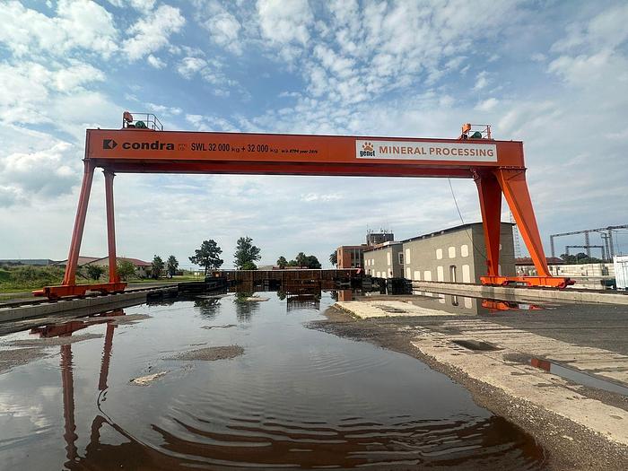 Used 32 000 KG DOUBLE GIRDER PORTAL OVERHEAD CRANE (DISMANTLED ...