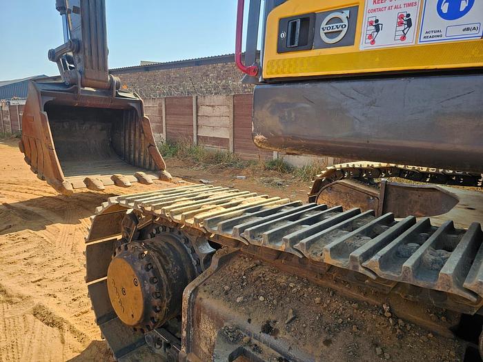 Used VOLVO EC480DL EXCAVATOR (RUNNER) for Sale in Emalahleni, South Africa