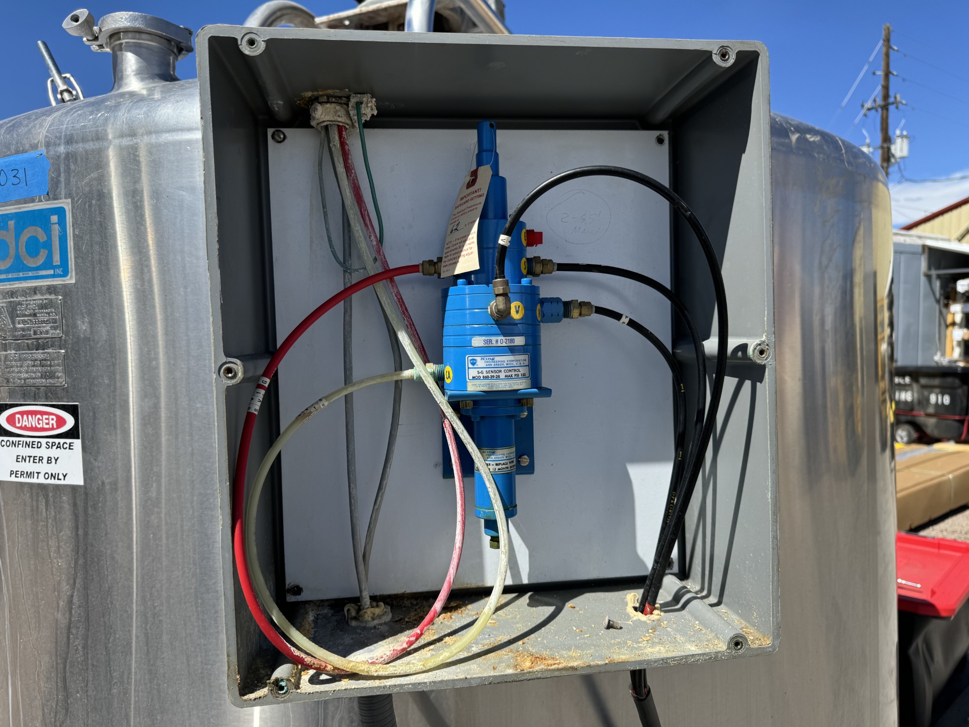 Refurbished DCI (DAIRYCRAFT) 800 GALLON STARTER TANKS for Sale at D...