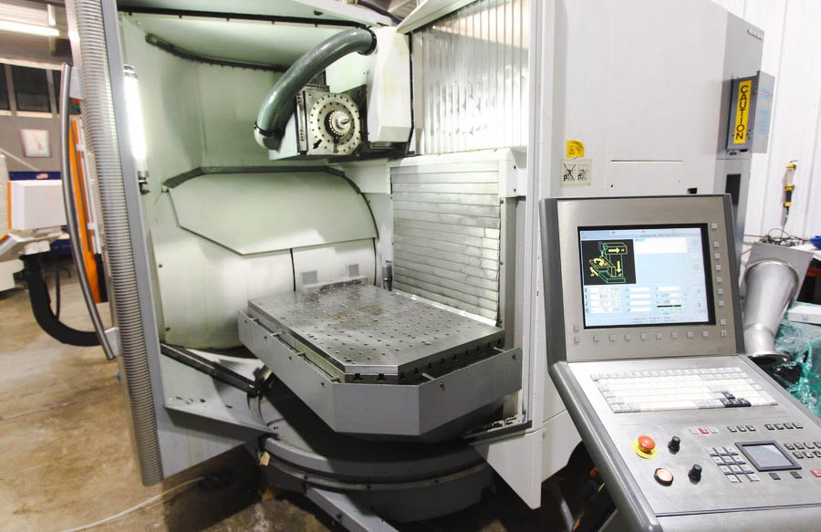 Used Deckel Maho DMU 80T - Vertical Machining Center for Sale in Poland