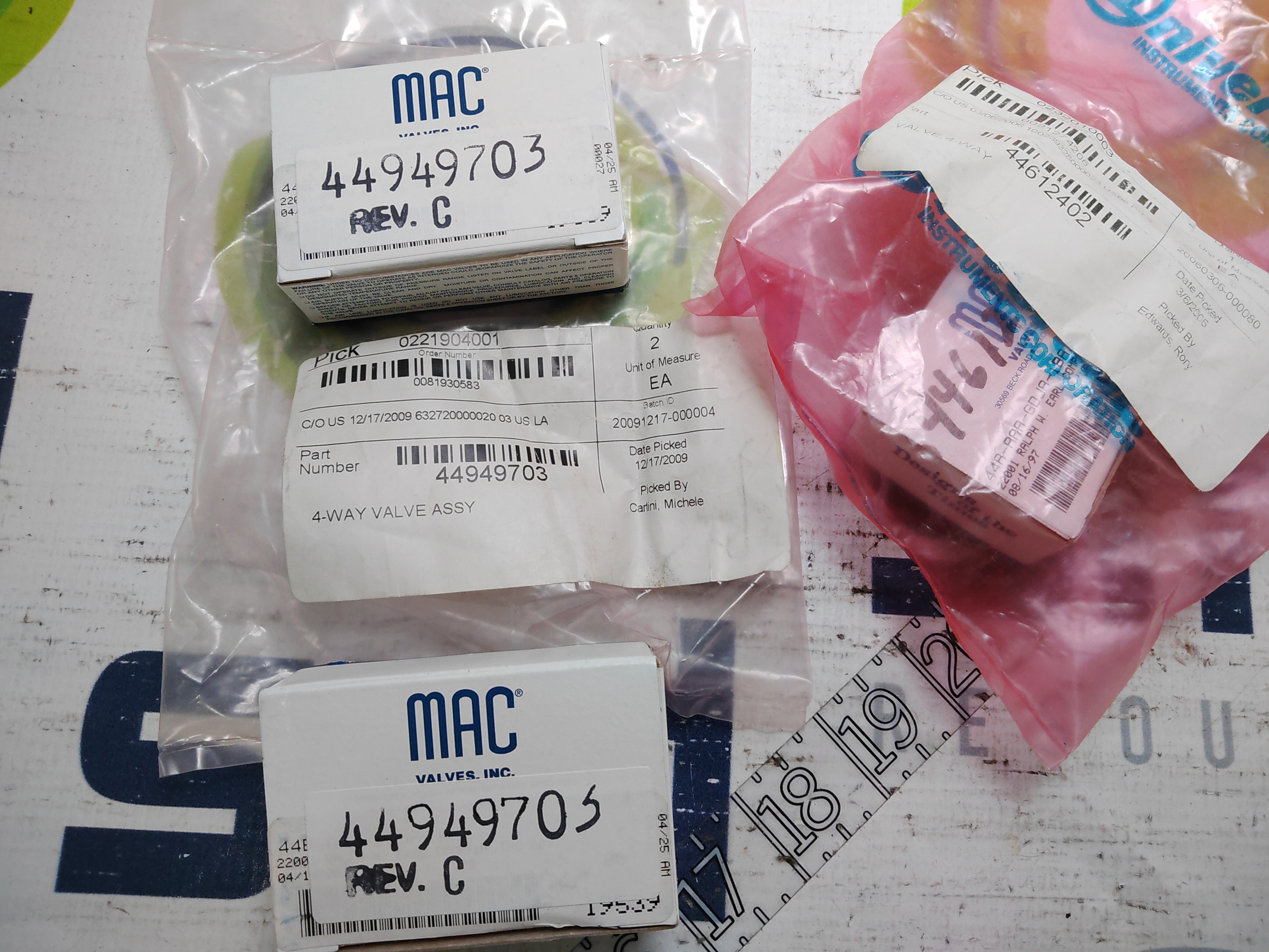 New MAC 44B-AAA-GDJA-1BA 4 WAY VALVE ASSY for Sale at SMT Resource ...