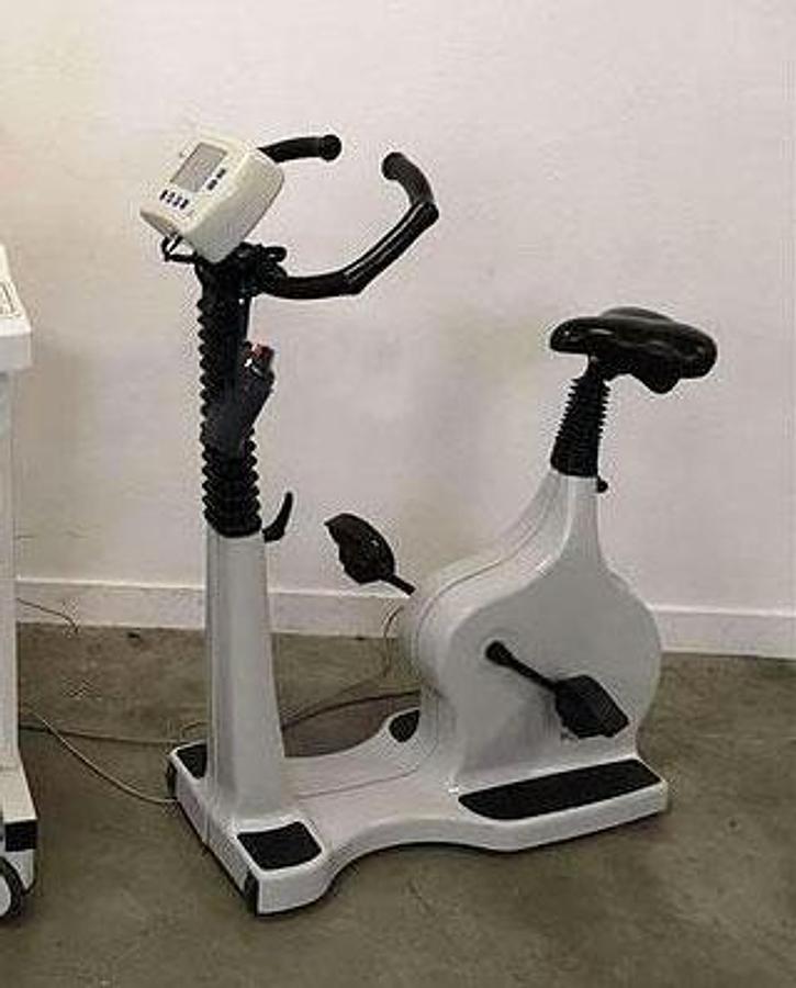 D'occasion STATION D’ÉPREUVE D’EFFORT SCHILLER CS200 à vendre à Centre ...