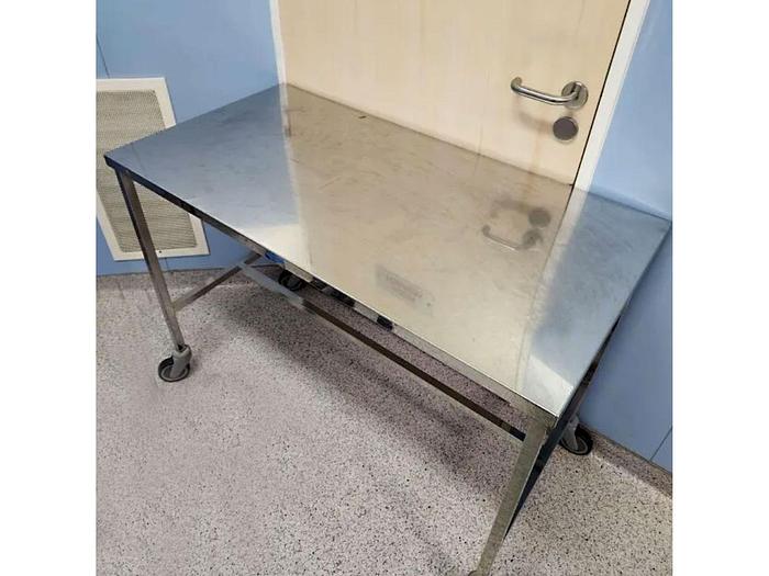 D'occasion TABLE INOX MOBILE, DIMENSIONS : 115 x 60 CM à vendre à ...