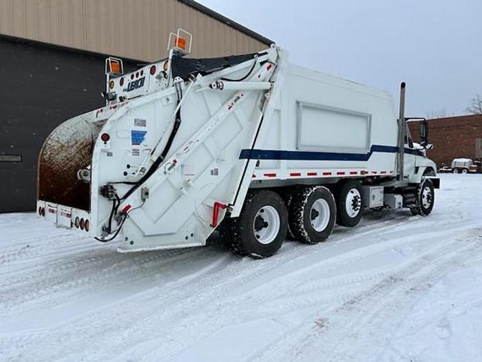 Used 2012 INTERNATIONAL REAR LOAD TRUCK for Sale in Akron, Ohio