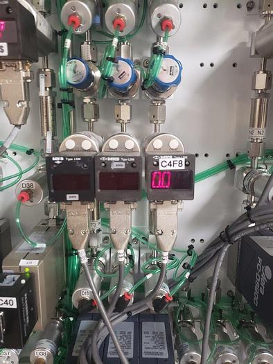 Used 1996 Applied Materials 5200 Centura Dry Etch Cluster Tool for ...