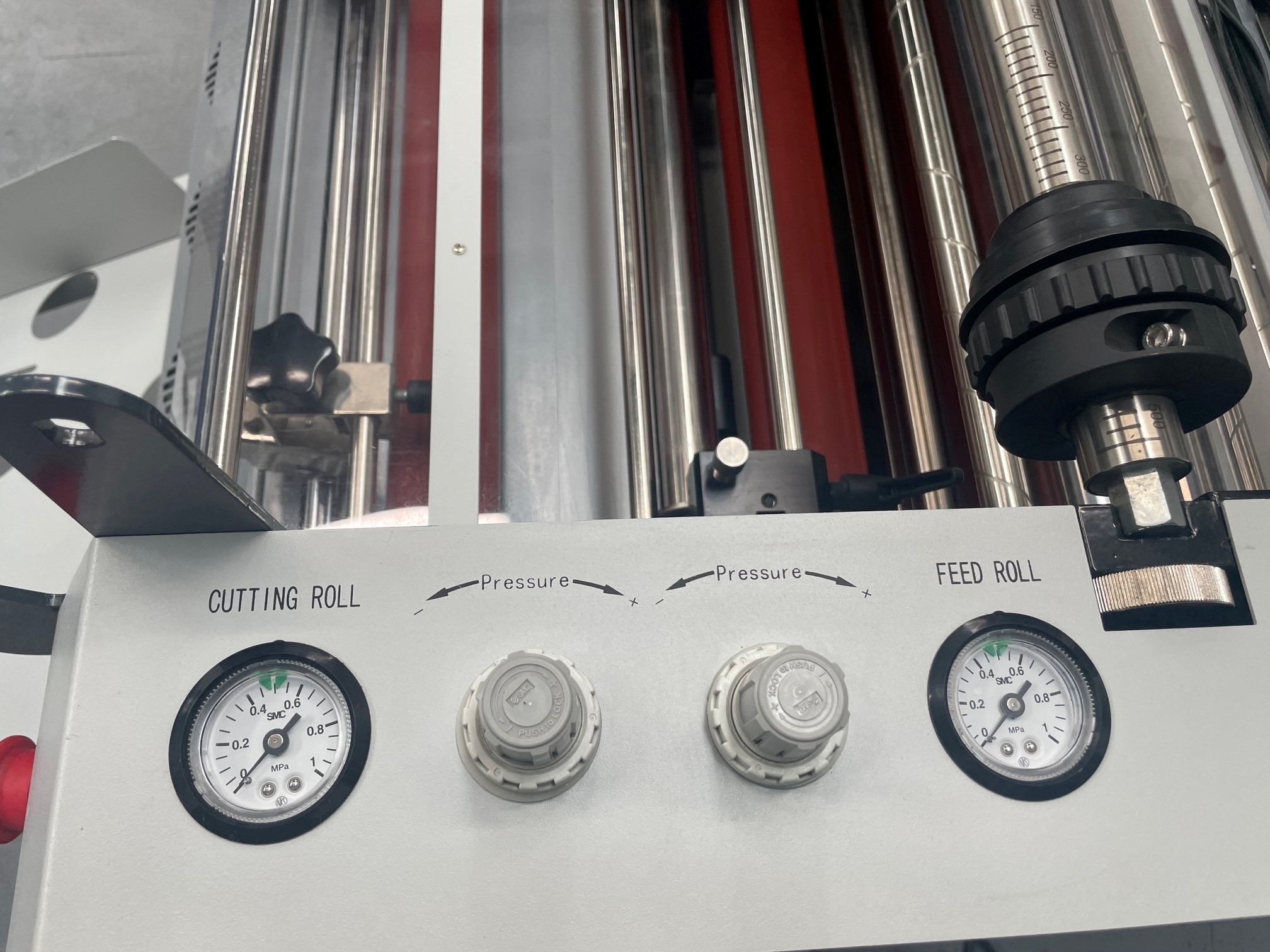 Matrix 530PS Laminator with Omni-Flow Sheet Feeder