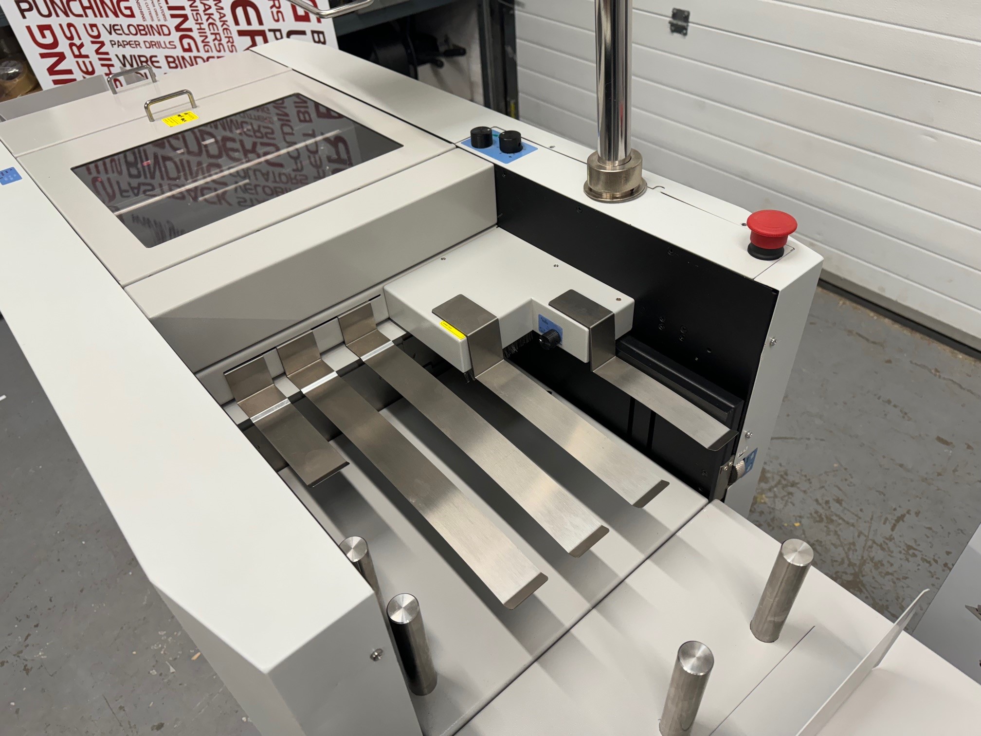Refurbished Vivid MCC-35ASP Slitter/Cutter/Creaser for Sale at Glendale ...