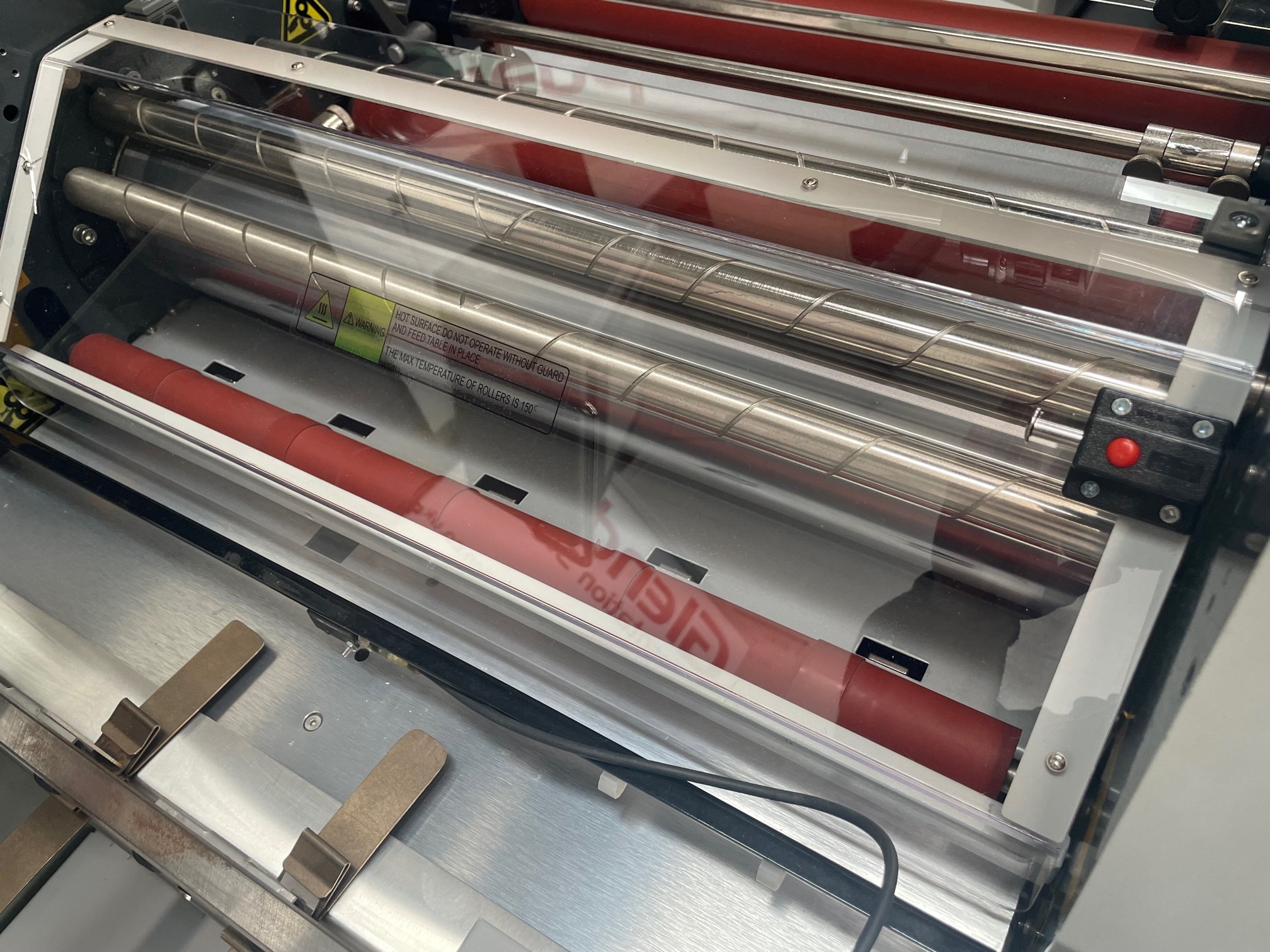 Matrix 530PS Laminator with Omni-Flow Sheet Feeder
