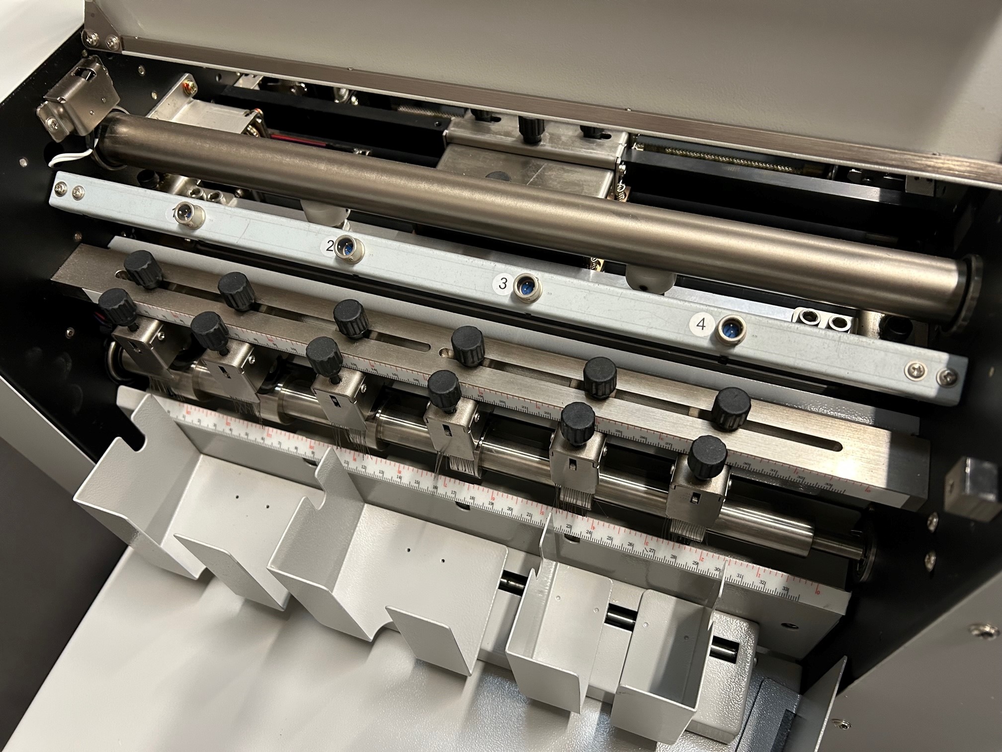 Refurbished Sold Vivid MCC-35AS Slitter/Cutter/Creaser/Perforator at ...